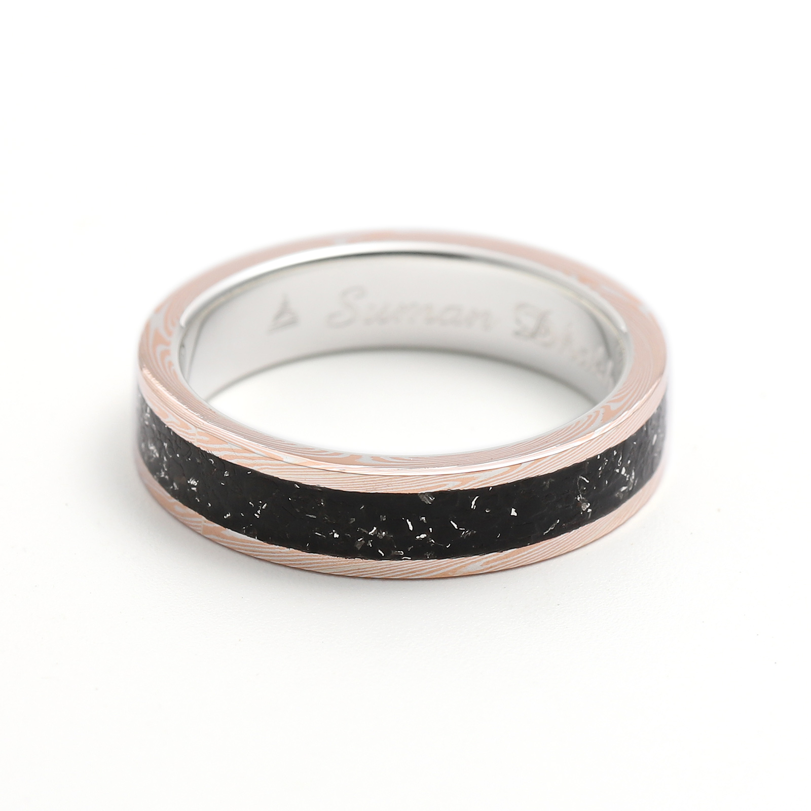Suman Dhakhwa(スーマンダックワ) Powder Ring(パウダーリング) Suman Dhakhwa(スーマンダックワ) Powder Ring(パウダーリング)